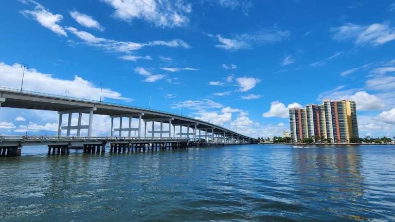 Phil Foster Memorial Park – Riviera Beach, Florida (Activities and ...